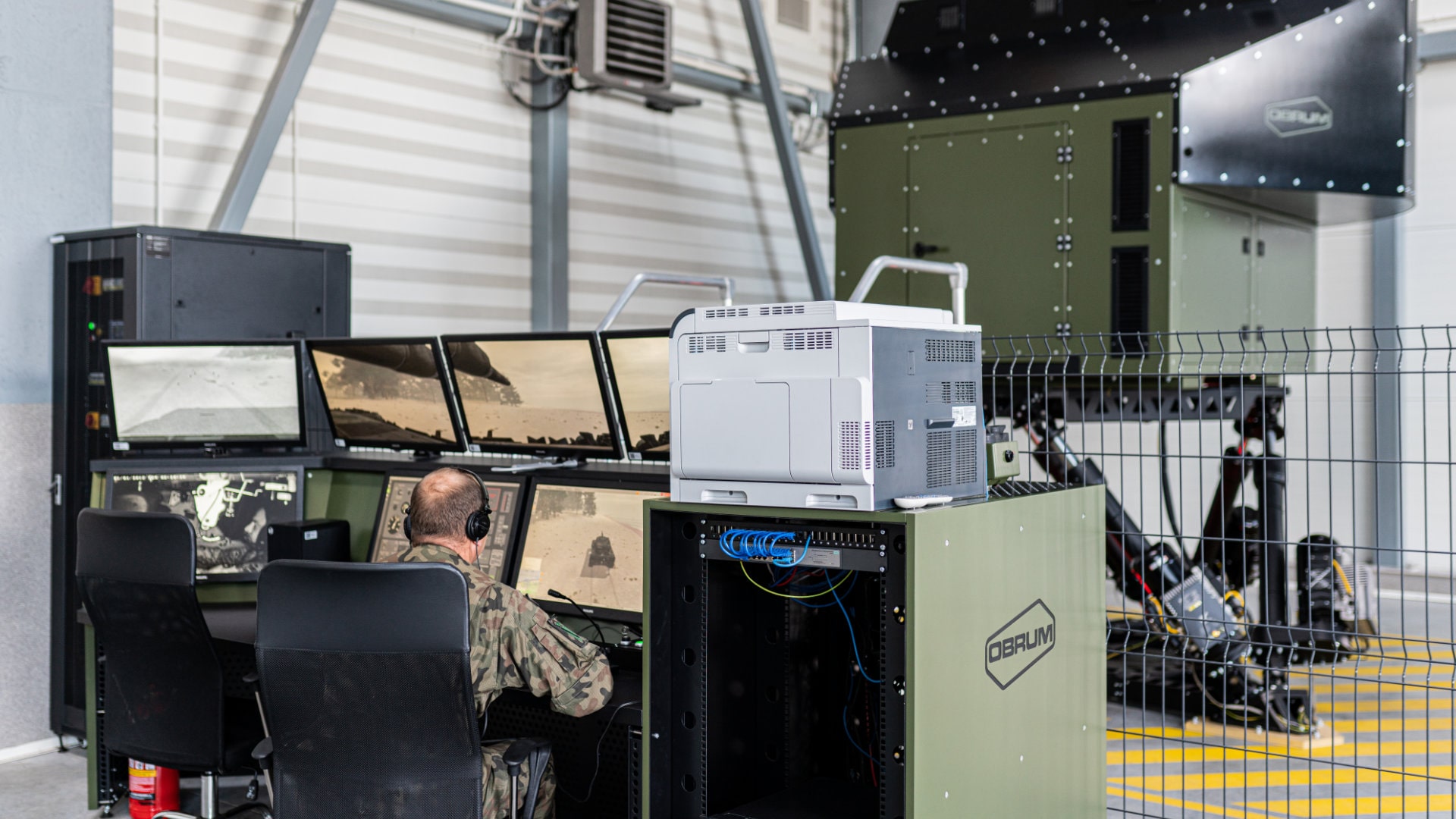 Leopard Tank Driving Simulators - Motion Systems